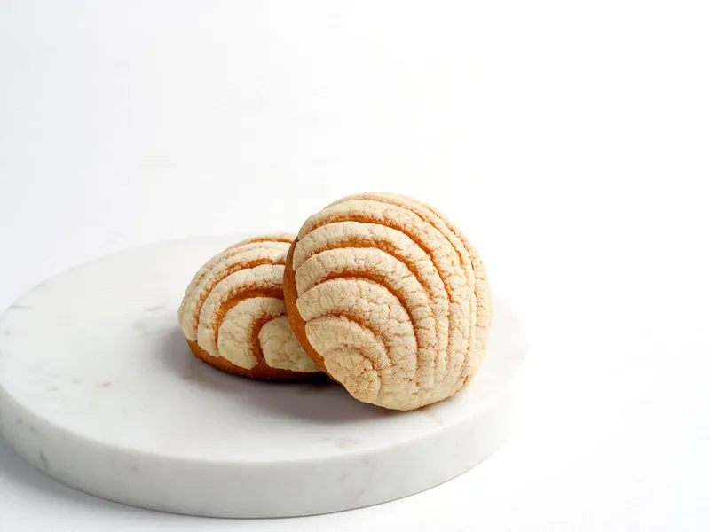 Easy Concha Mexicana: Perfect Concha Mix for Authentic Mexican Pastries ...