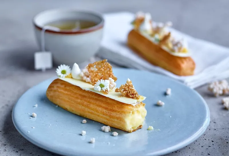 Cremyvit Classic is a deliciously smooth and creamy custard cream mix ...